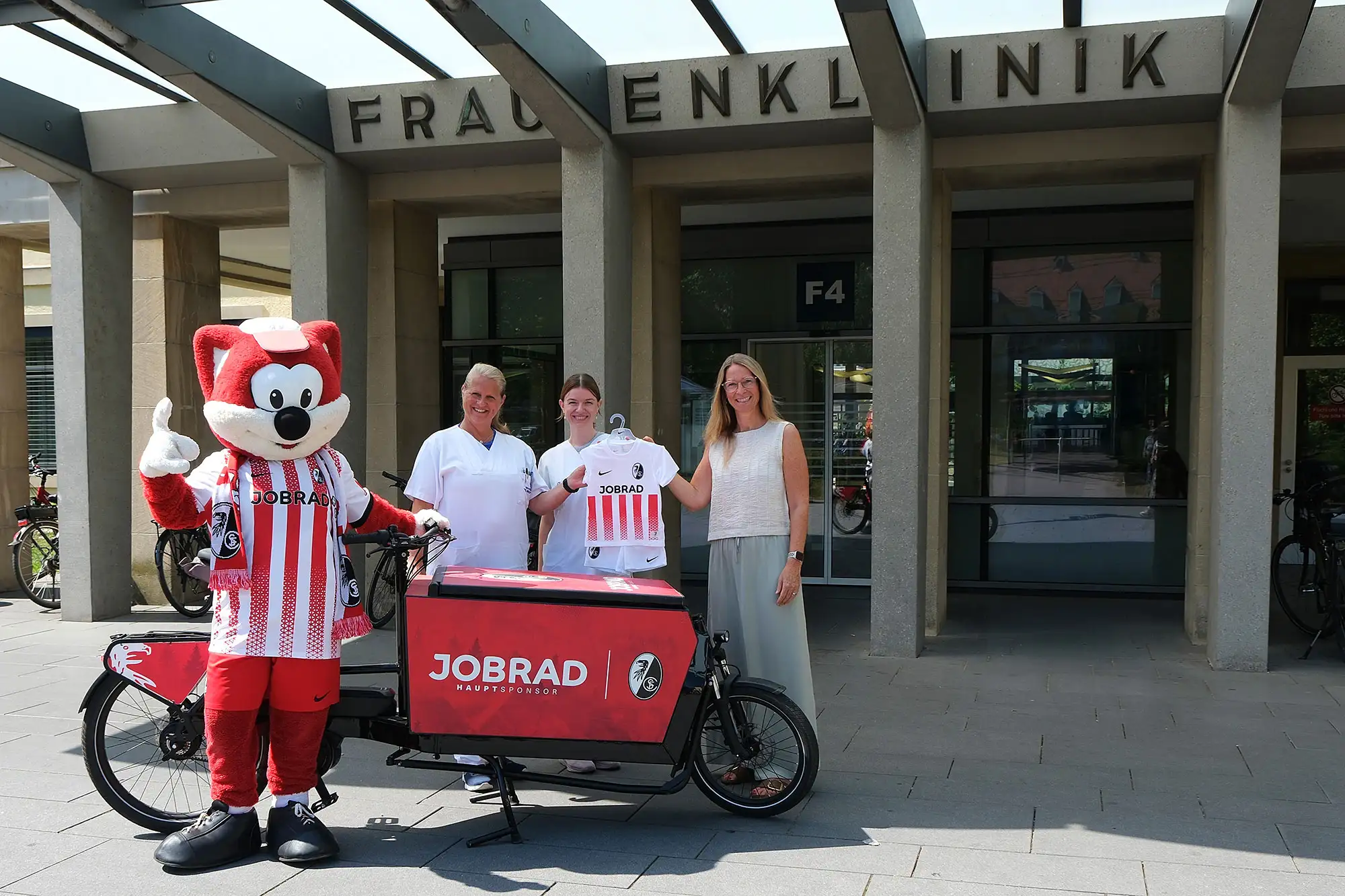 JobRad® verschenkt SC-Trikots zur Geburt | Magazin